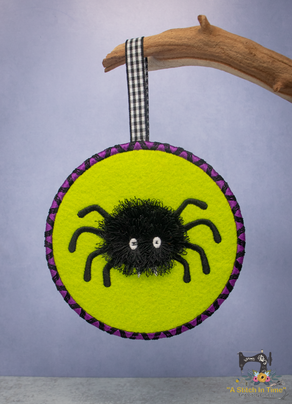 ITH Fringe Spider Ornament| A Stitch in Time Embroidery Designs