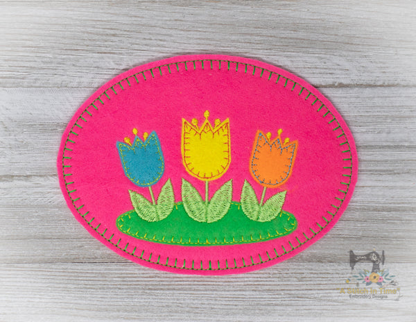 ITH Tulip Mug Rug| A Stitch in Time Embroidery Designs